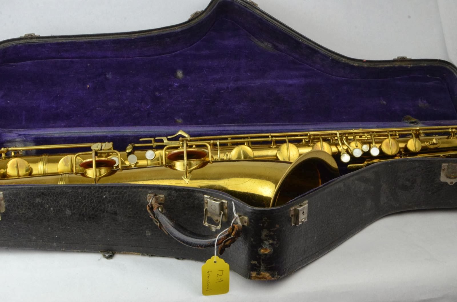 Conn 12M Transitional Baritone Saxophone 249xxx Fresh Repad – GETASAX